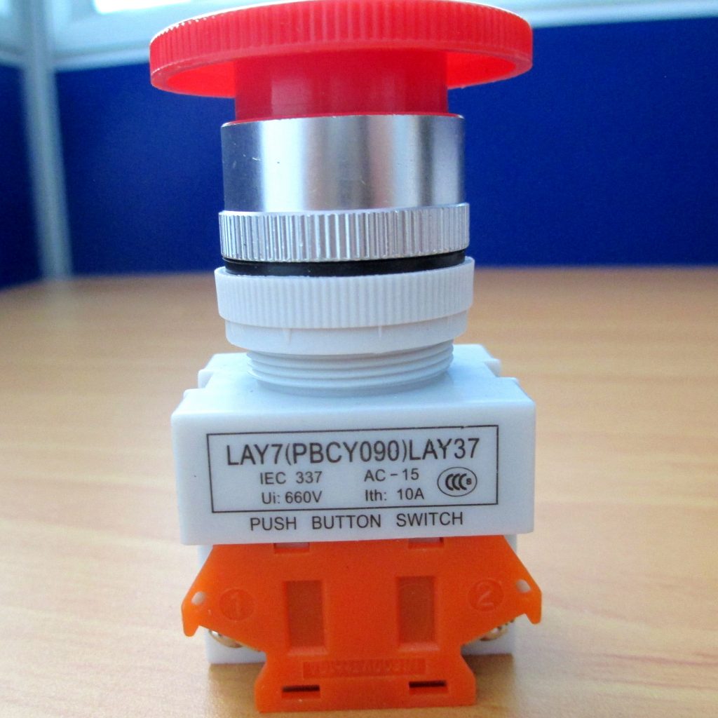 Nút nhấn khẩn LAY7 (PBCY090) LAY37 – CÔNG TY TNHH TỰ ĐỘNG HÓA CÔNG ...