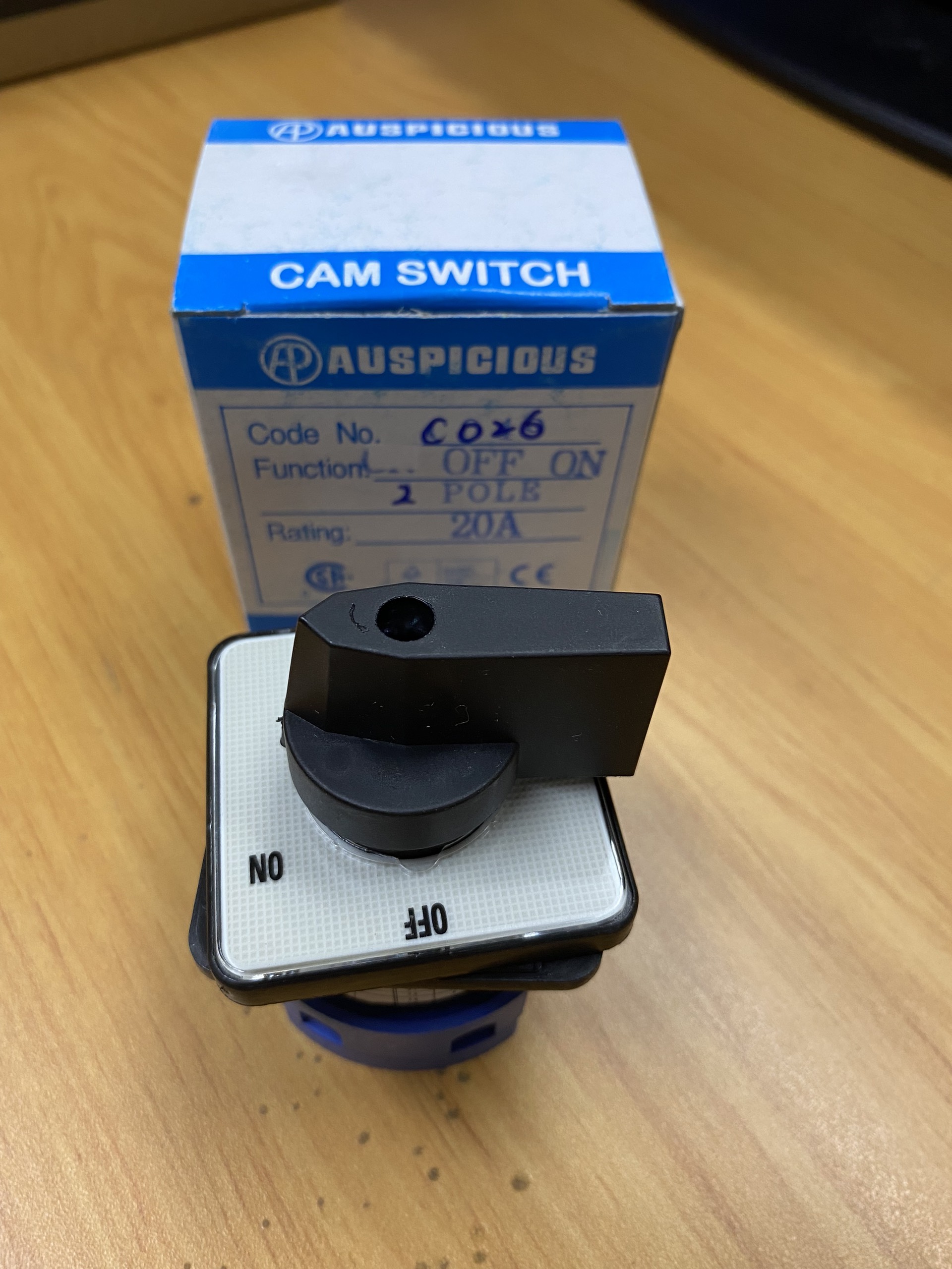 Công tắc chuyển mạch C026(Cam Switch) – CÔNG TY TNHH TỰ ĐỘNG HÓA CÔNG ...